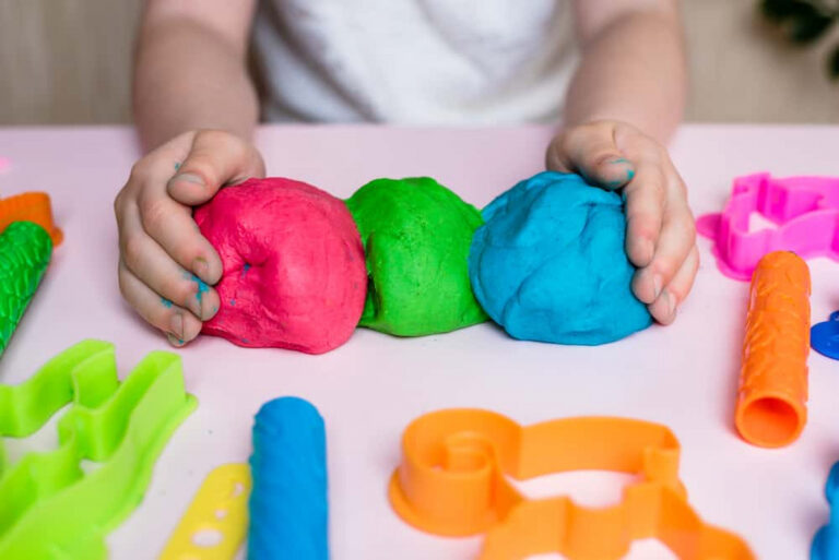 Kinetic Sand or Play Dough - Which Is Better | Compare Factory